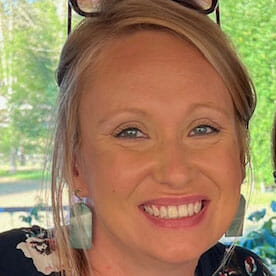 Sarah Anderson - My Mickey Vacation Travel
